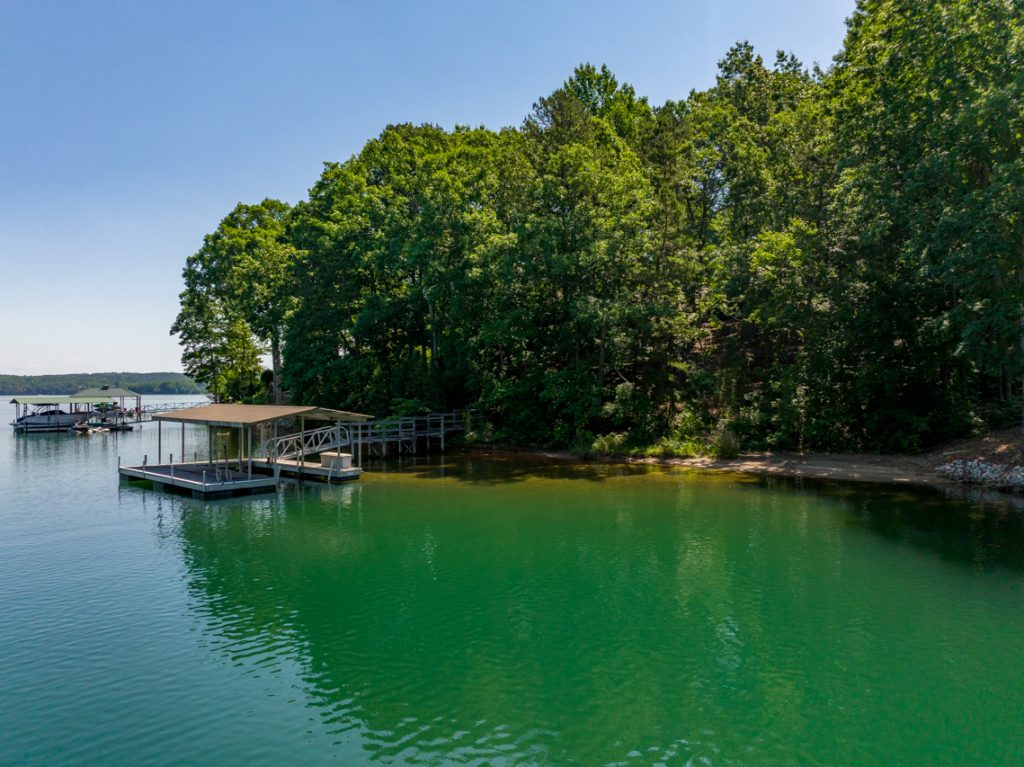 Wynward Pointe - Lake Keowee Real Estate