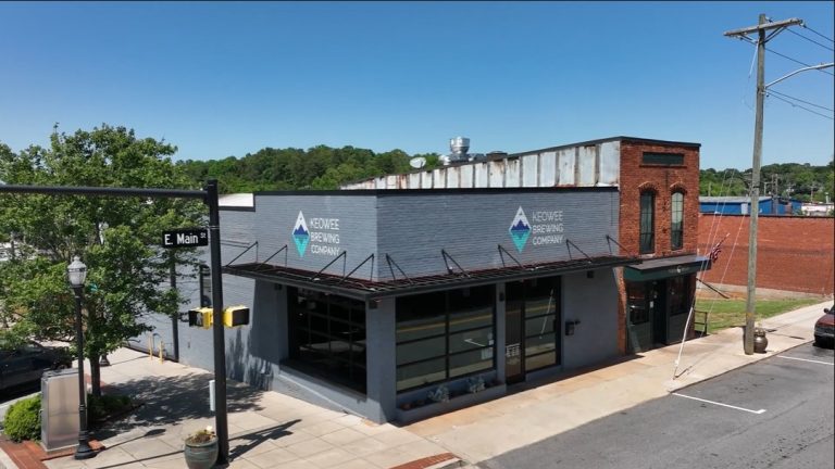 Where To Eat Near Lake Keowee