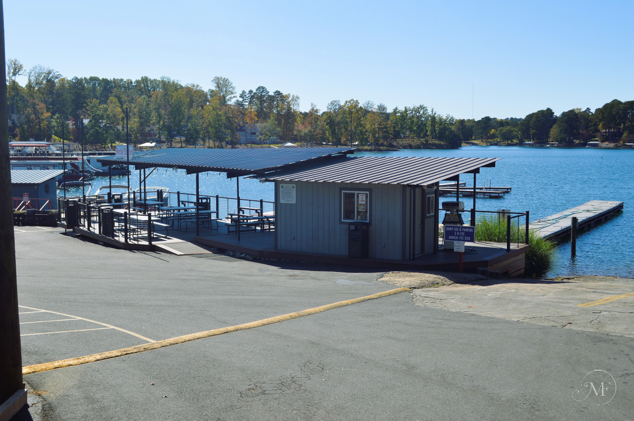 Lake Keowee Marina - Lake Keowee Real Estate